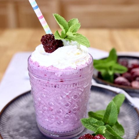 Blackberry Milkshakes - Miss in the Kitchen