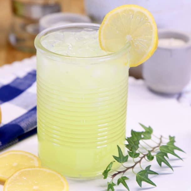 Easy Vodka Lemonade - Miss in the Kitchen