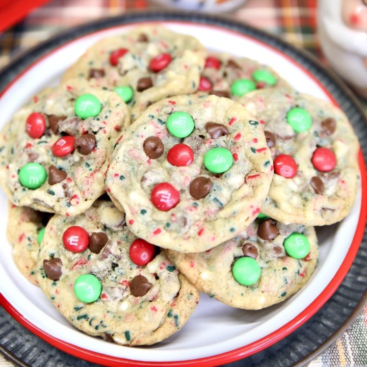 39 Christmas Cookies (Easy Recipes for Cookie Exchanges) - Miss in the ...