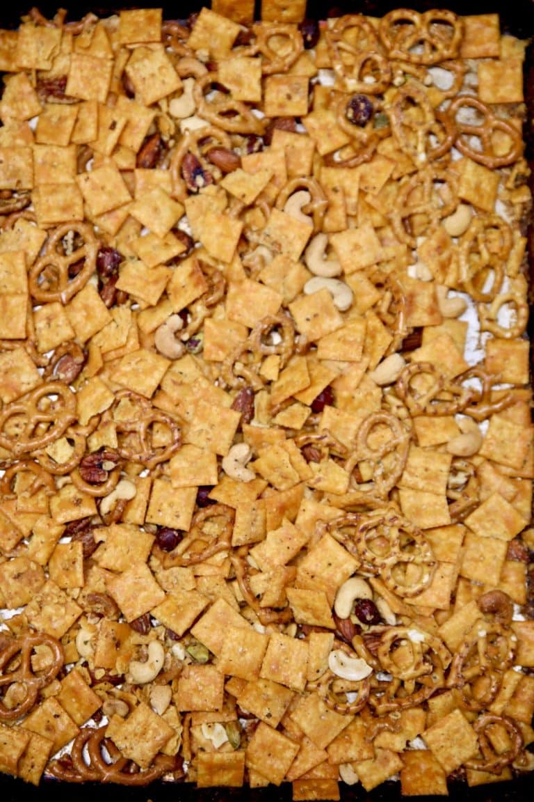 Cheez-It Snack Mix - Miss in the Kitchen