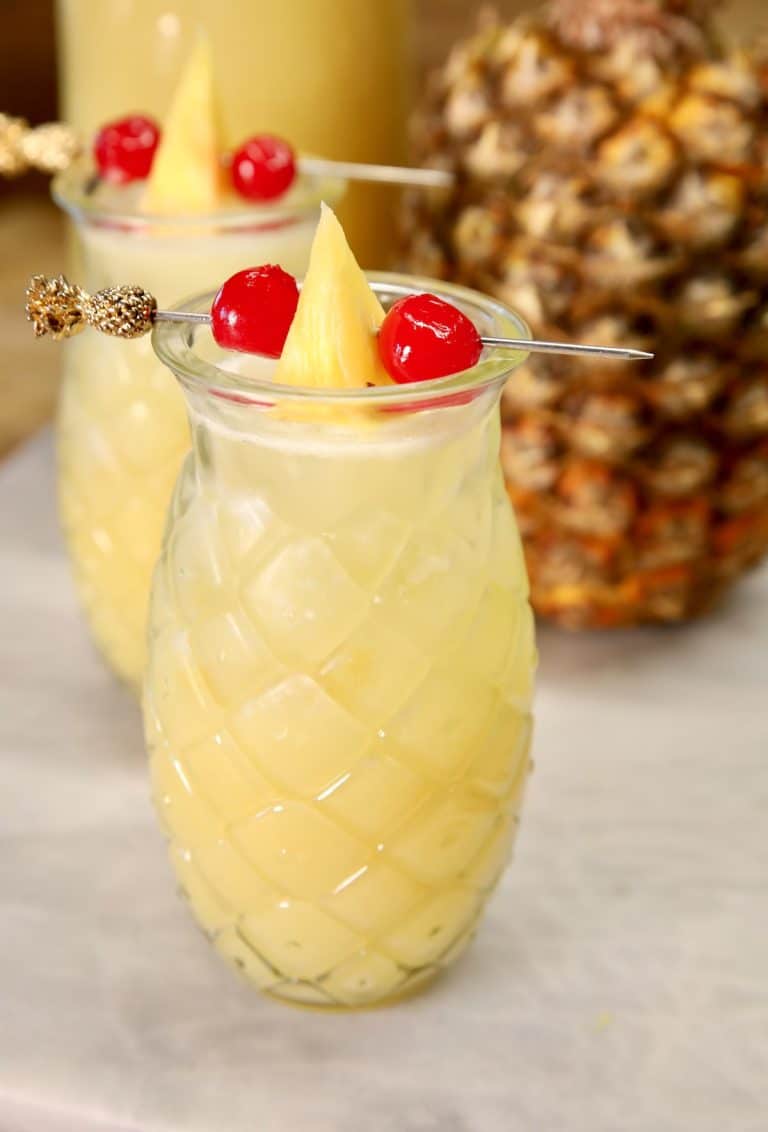 Pina Colada Punch (Pineapple Coconut Rum Punch) - Miss in the Kitchen