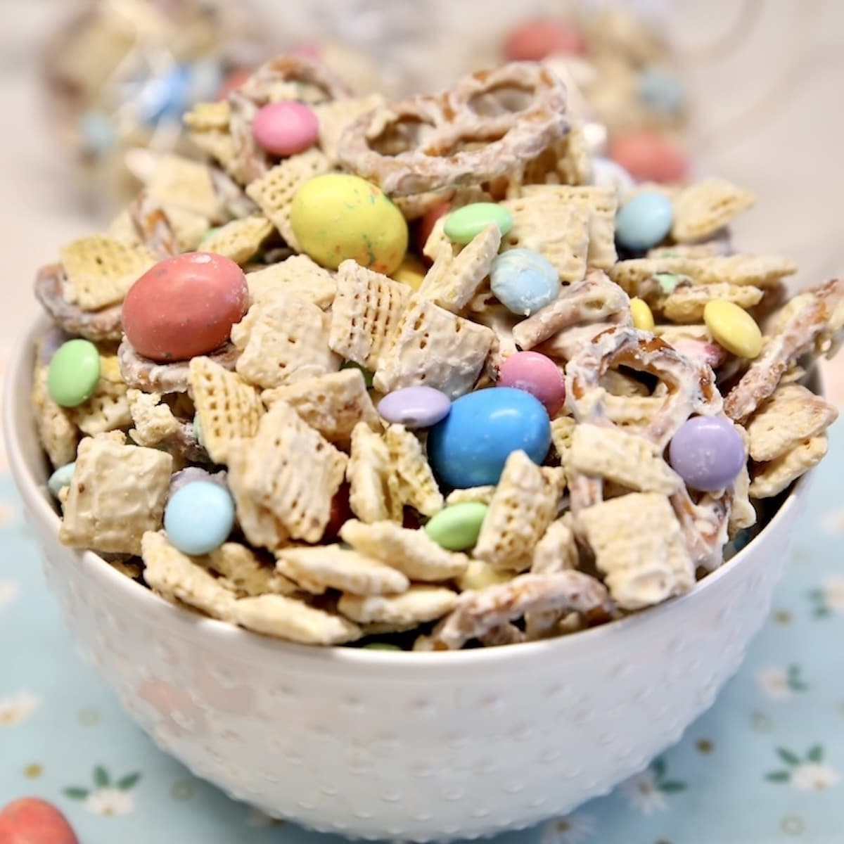 Bunny Bait Easter Snack Mix - Miss in the Kitchen