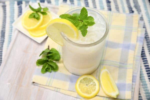 Creamy Lemonade (with Sweetened Condensed Milk) - Miss in the Kitchen