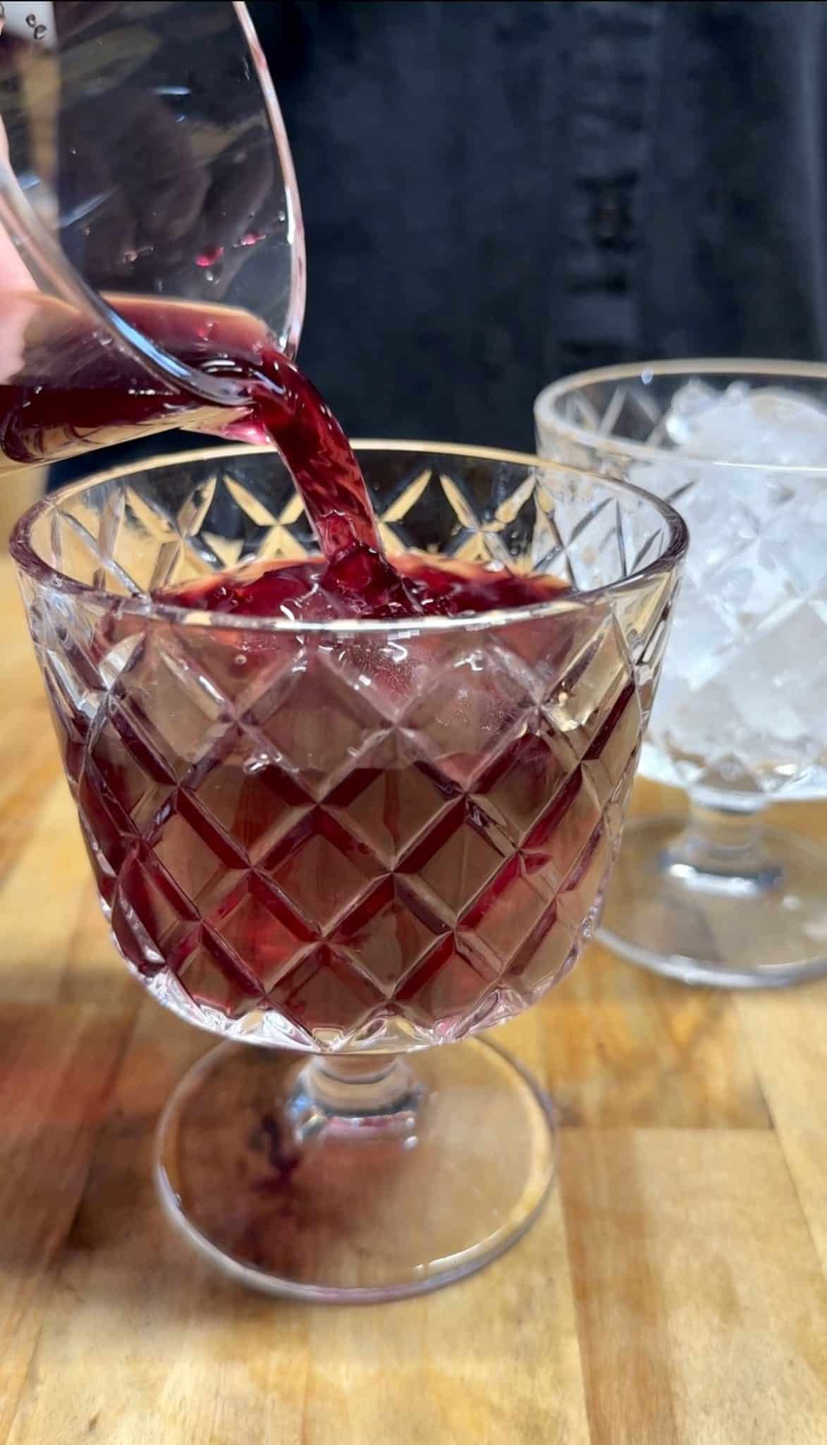 Blueberry Margaritas (Glass or Pitcher Recipe) - Miss in the Kitchen