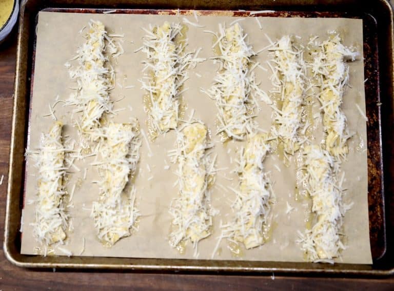 Puff Pastry Cheese Twists (Easy Appetizer) - Miss in the Kitchen
