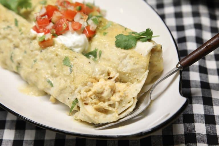 Salsa Verde Turkey Enchiladas (Easy Leftover Turkey Recipe) - Miss in ...
