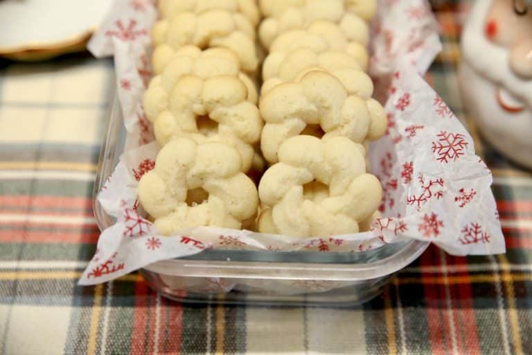 Buttery Spritz Cookies - Miss in the Kitchen